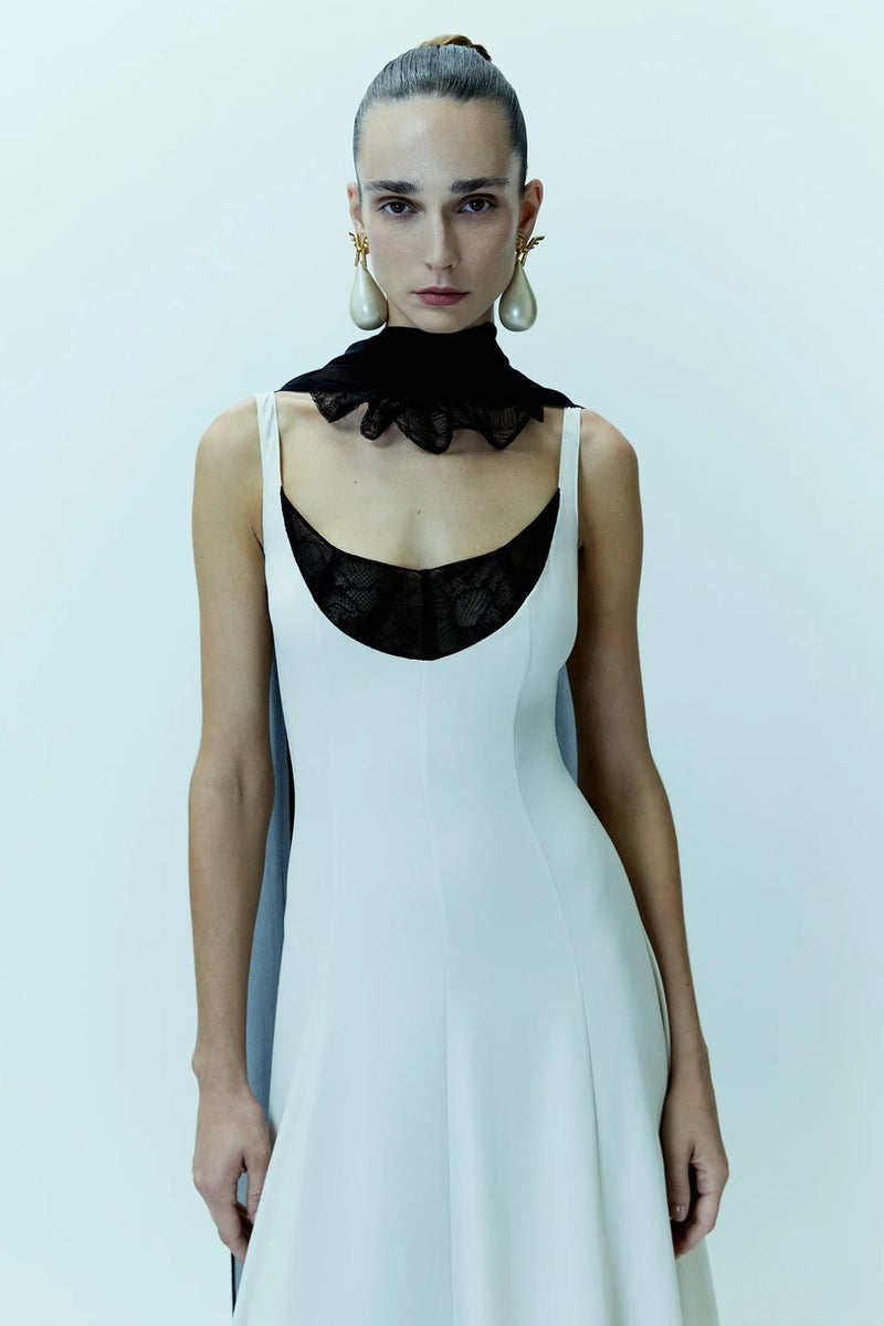 HARITHAND - La Lune Gown | AL BOUSHIYA – ALBOUSHIYA